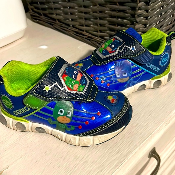 pj mask | Shoes | Pj Mask Light Up Shoes 8c | Poshmark